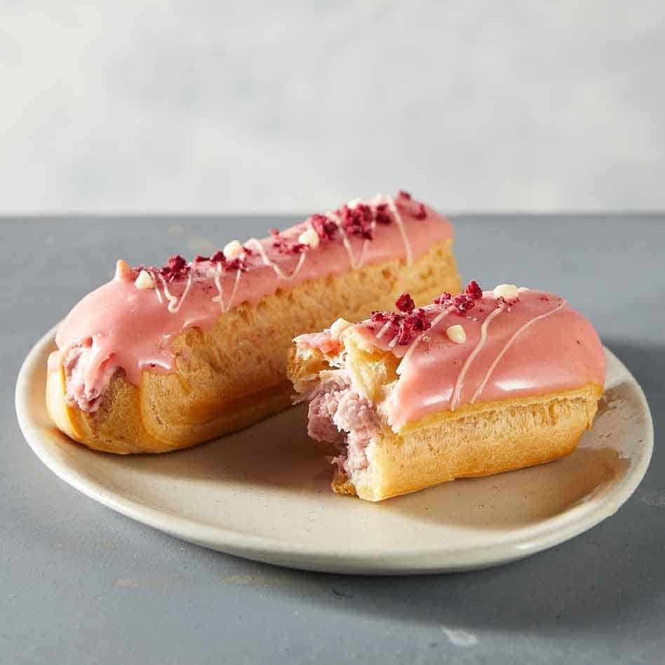 Raspberry Éclair - Queen Victoria Market